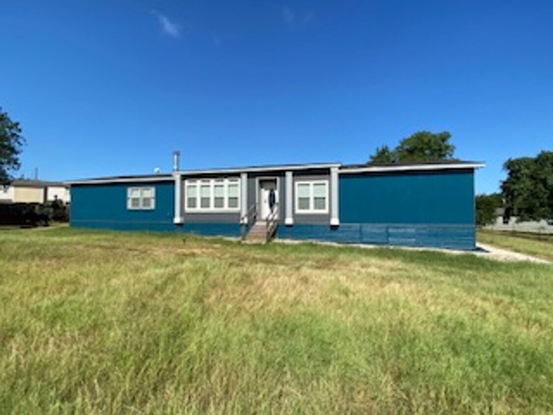 252 Overland Trail, Azle, TX 76020 - House Rental in Azle, TX ...