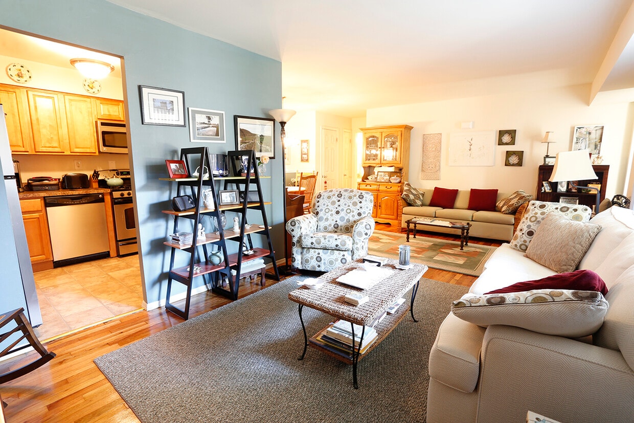 Homestead Gardens Apartments - 1 Garden Pl Spring Lake, NJ 07762 ...