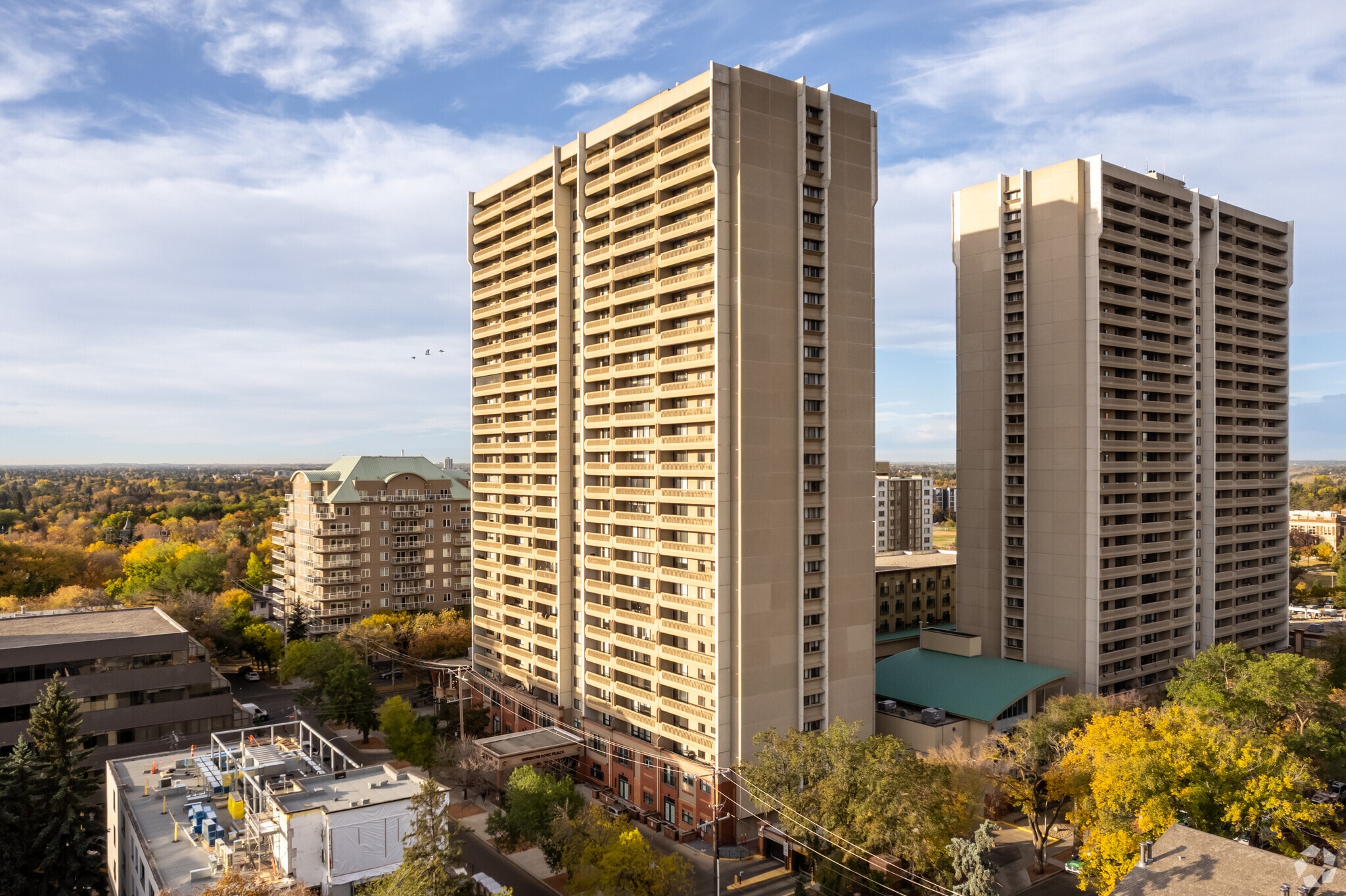 Windsor Park Plaza & Lofts Apartments - 8210 111th St Nw Edmonton, AB ...