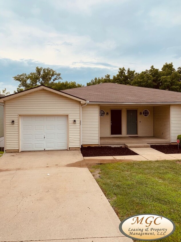 1050 Ne 27th St Blue Springs Mo