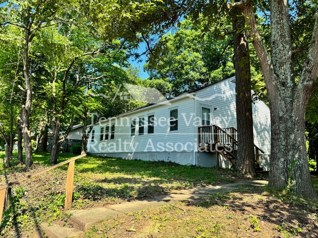 720-722 W Outer Dr Unit 720, Oak Ridge, TN 37830 - Room for Rent in Oak ...