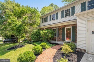 Promontory Oaks Lake Ridge Basement Apartments for Rent - Woodbridge ...