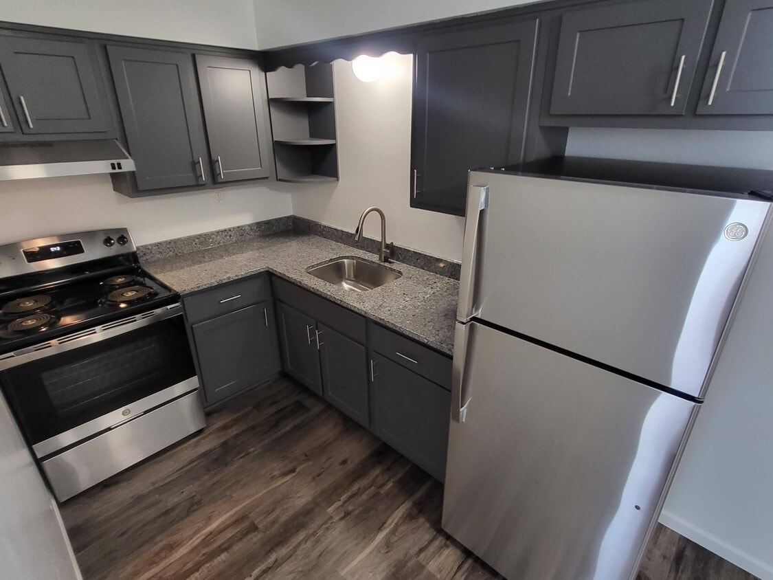 The Maples - 2432 Anthony Ln Racine, WI | Apartments.com