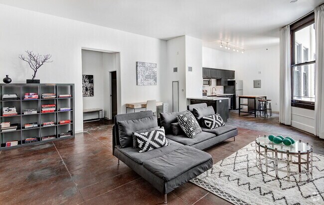 Historic Downtown LA Apartments for Rent with a Dog Park - Los Angeles ...