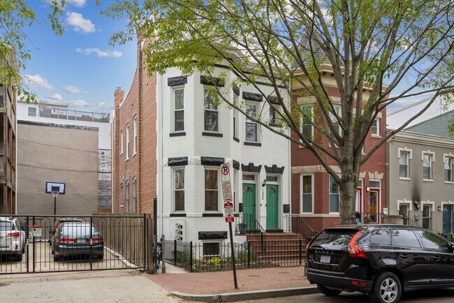 1604 5th St NW Unit 2, Washington, DC 20001 - Room for Rent in ...