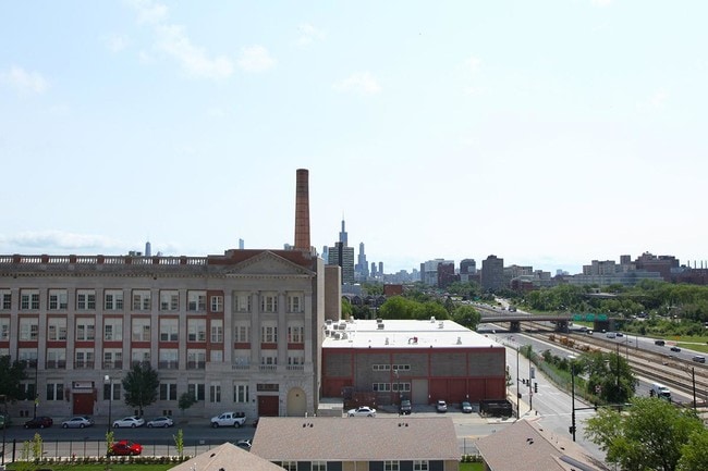 Oakley Square Apartments - Chicago, IL | Apartments.com