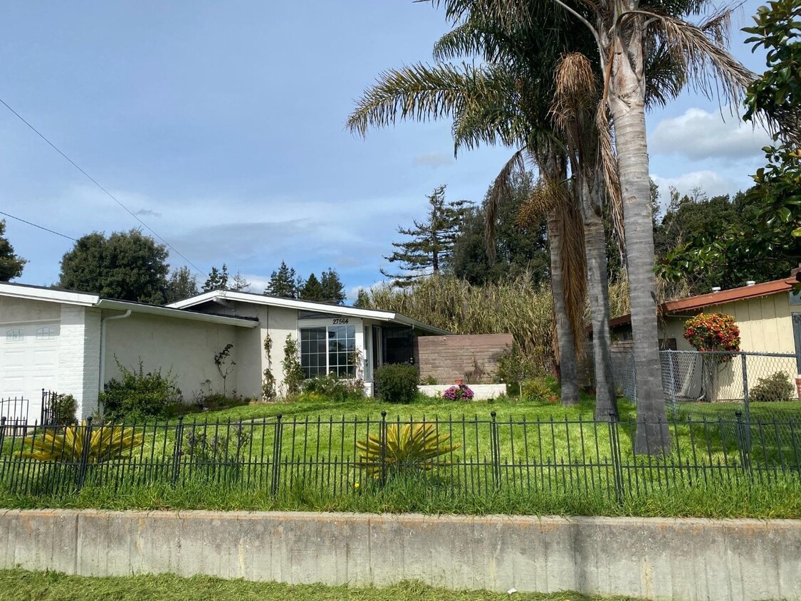 27564 Orlando Ave, Hayward, CA 94545 - House Rental in Hayward, CA ...