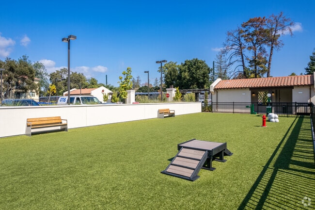 Springline - Apartments in Menlo Park, CA | Apartments.com