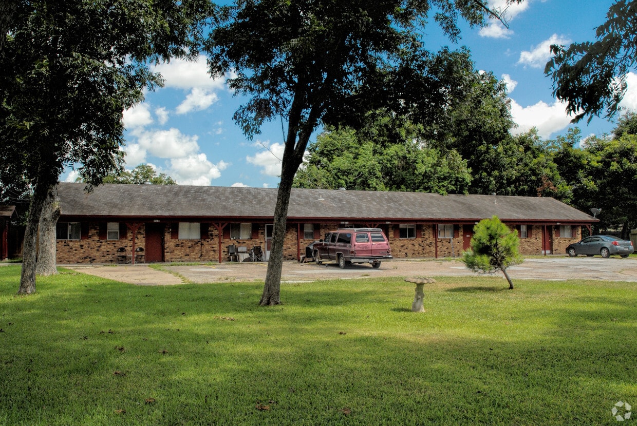 1001-1007 Spooner St, Pasadena, TX 77506 - Apartments in Pasadena, TX ...