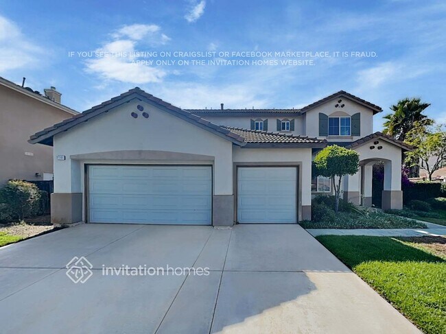Apartments for Rent with a Walk-In Closet in Lake Hills/Victoria Grove ...