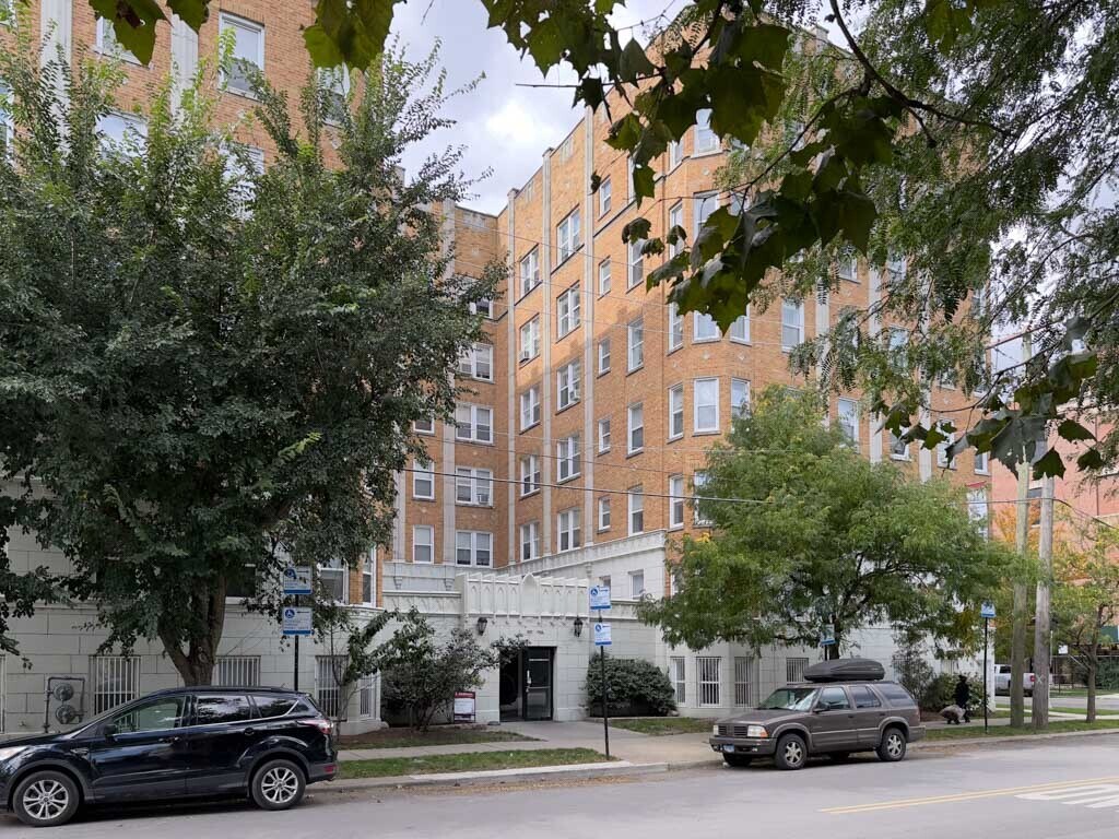 6748 N Ashland Ave Unit 405, Chicago, IL 60626 | Apartments.com