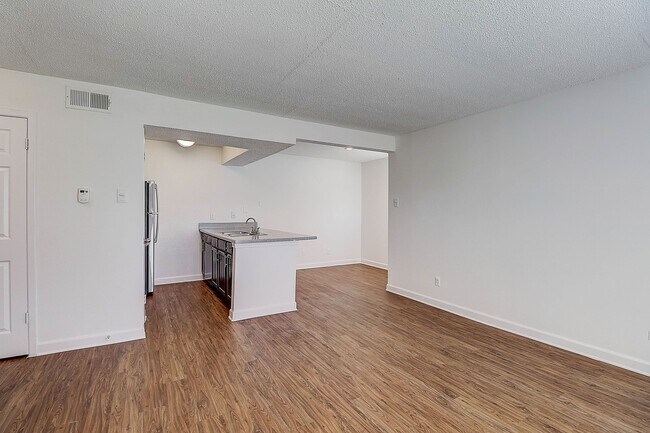 Communities of Bent Tree - Apartments in Addison, TX | Apartments.com