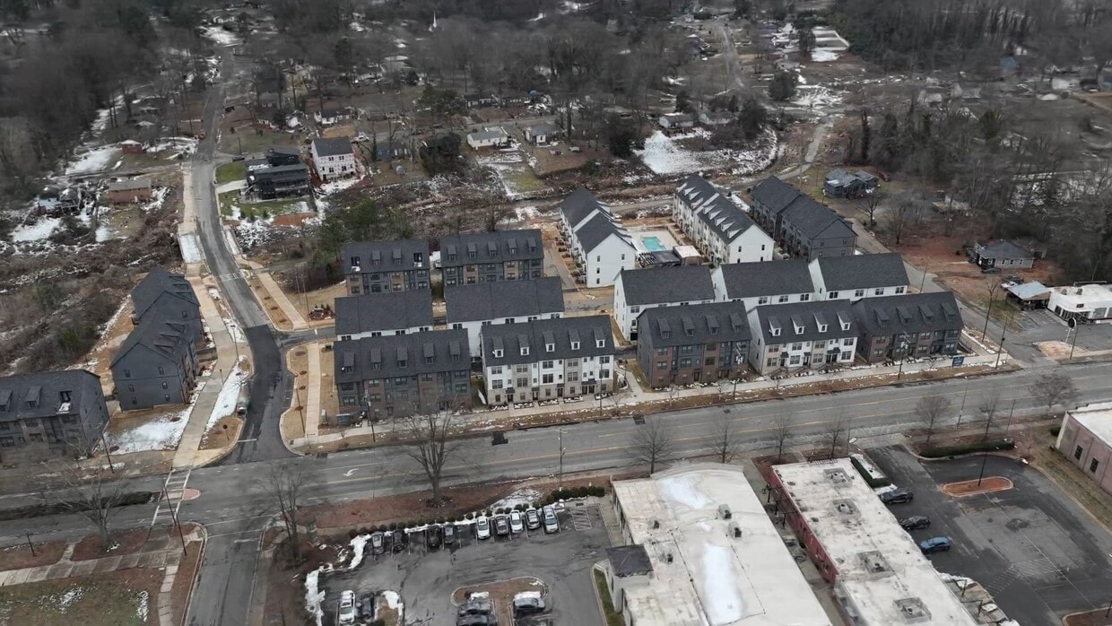 One West End Townhomes for Rent - Charlotte, NC | Apartments.com