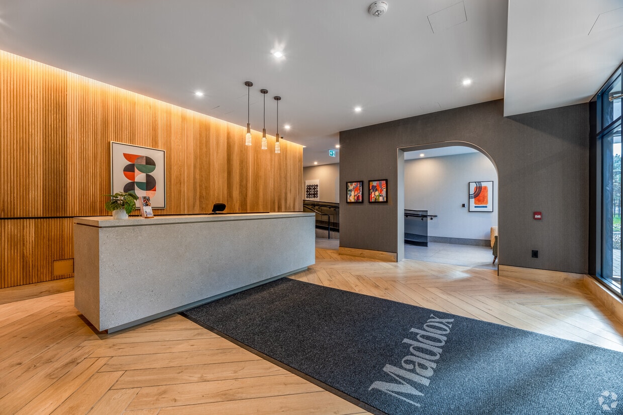 Maddox Cabbagetown Apartments - 191 Sherbourne St Toronto, ON ...