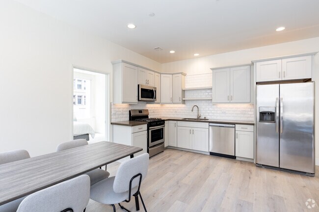 Historic Downtown LA Apartments for Rent with a Living Room - Los ...