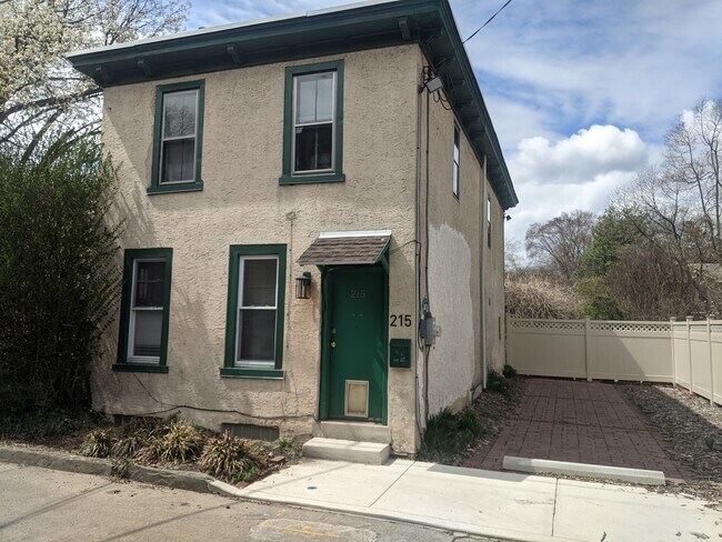 215 W Pastorius St, Philadelphia, PA 19144 - House Rental in ...