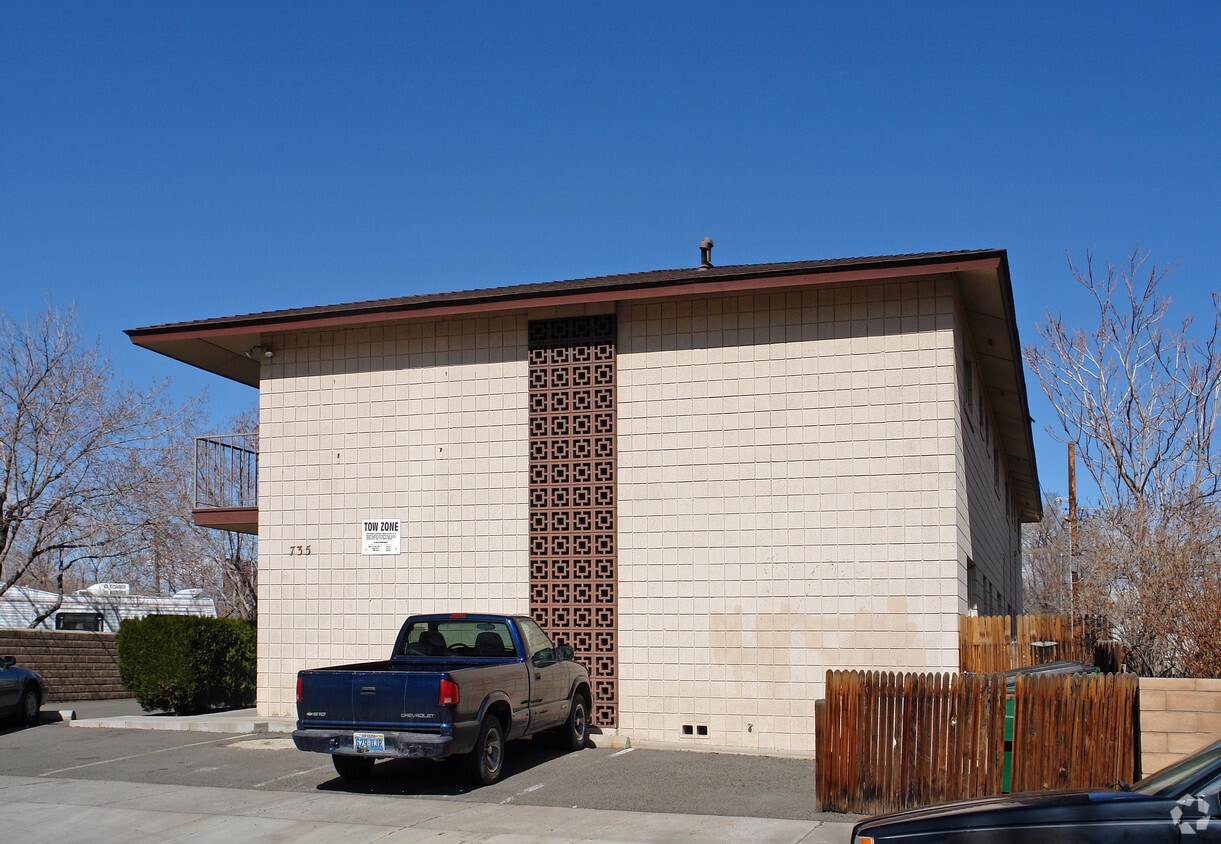 735 Aitken St, Reno, NV 89502 - 735 Aitken St Reno, NV 89502 ...