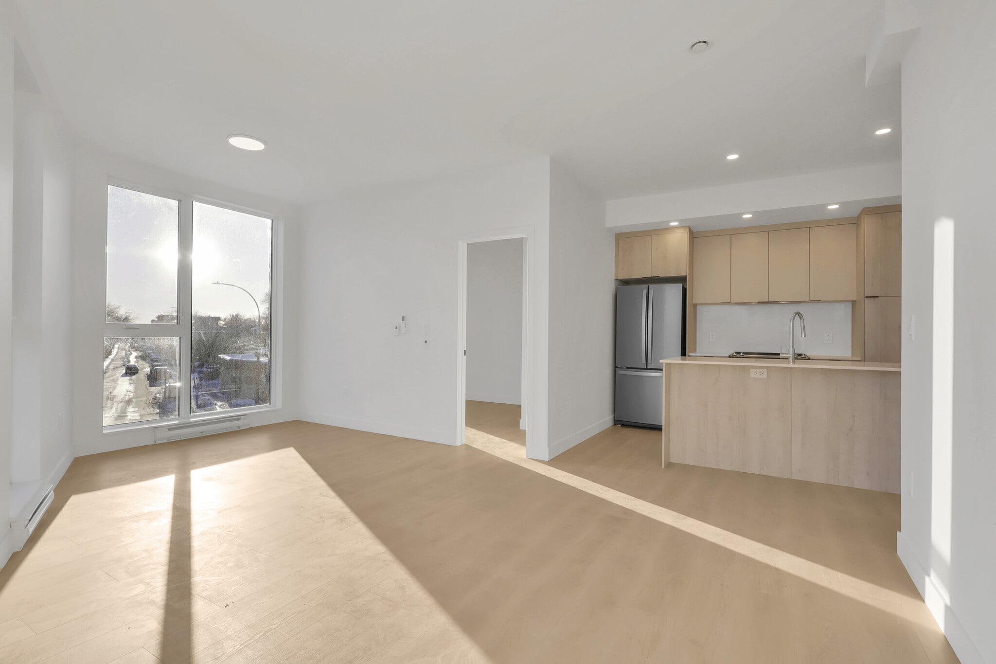 6037 Boul De Maisonneuve O, Montréal, QC H4A 0B5 Appartements - 6037 ...