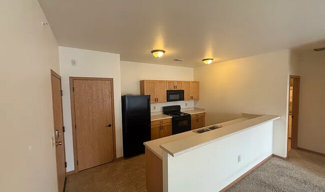 901 Kearney St Unit 12, Manhattan, KS 66502 - Room for Rent in ...