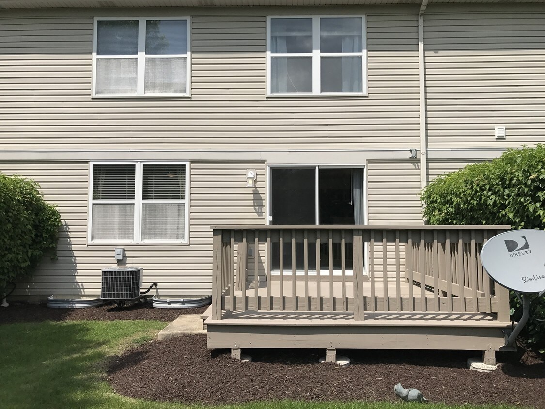3207 Raphael Ct, St. Charles, IL 60175 - Townhome Rentals in St ...
