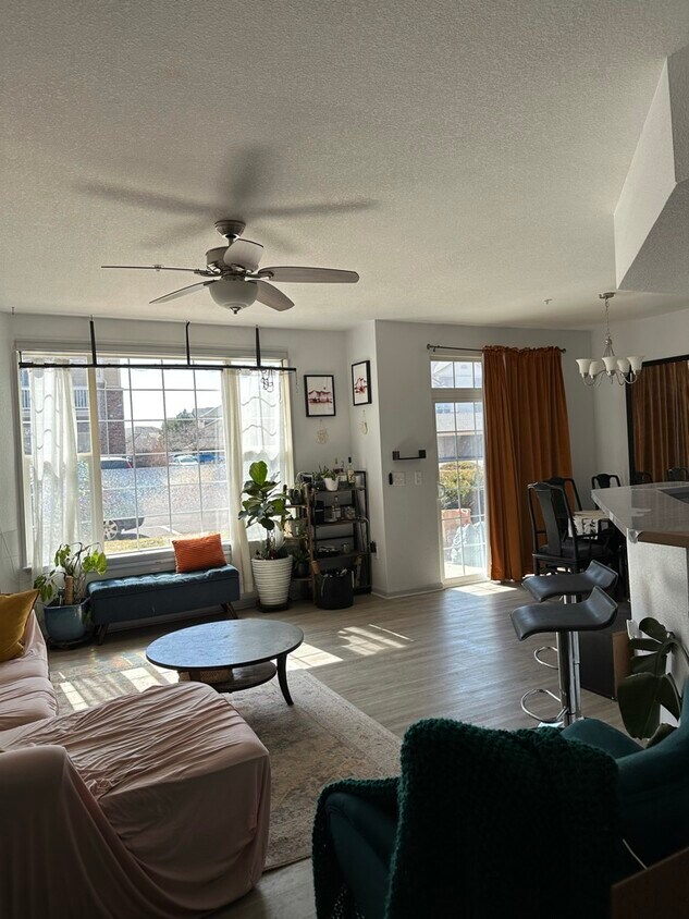 5755 N Genoa Way Unit 101, Aurora, CO 80019 - Condo for Rent in Aurora ...