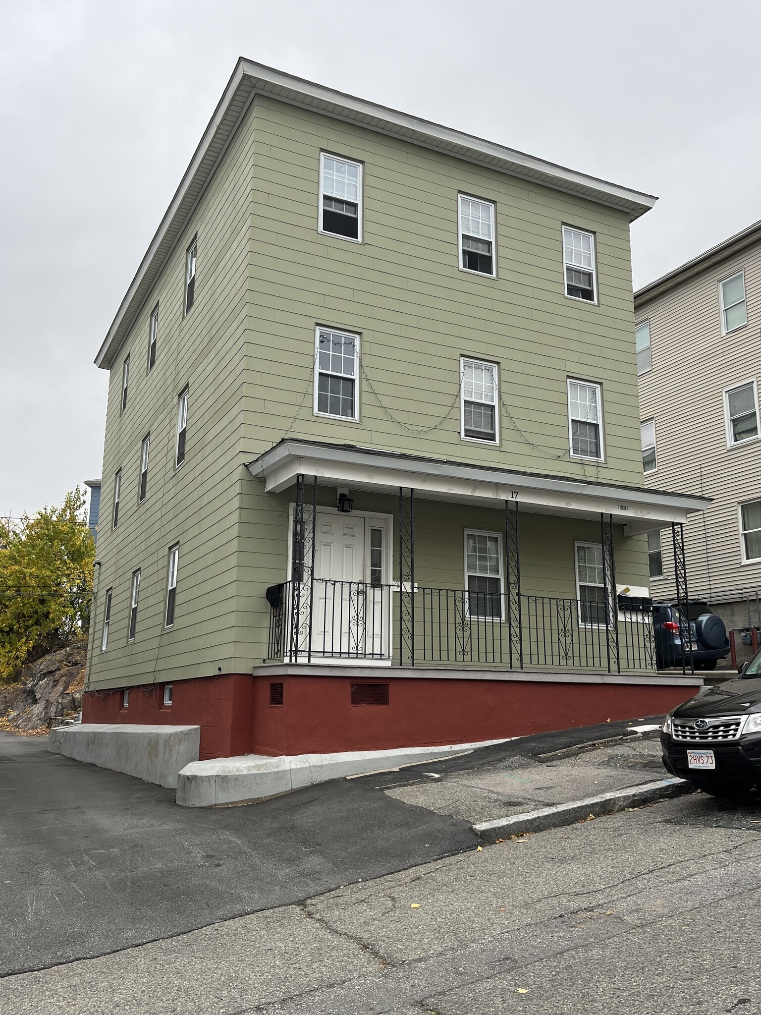 17 Shamrock St, Worcester, MA 01605 - Condo for Rent in Worcester, MA ...
