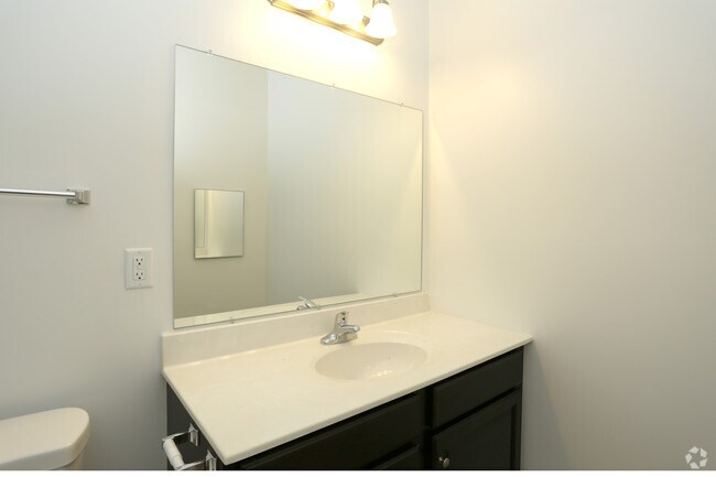 The Ponds at Jackson Twenty-One Apartments - Jackson, NJ | Apartments.com