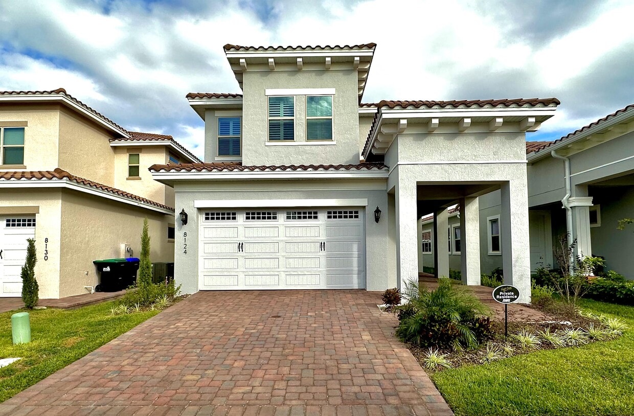 8124 Mabury Ln, Orlando, FL 32832 - House Rental in Orlando, FL ...