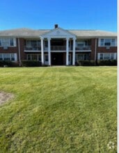 Ballard Point Condominiums Apartments for Rent with Extra Storage - Des ...