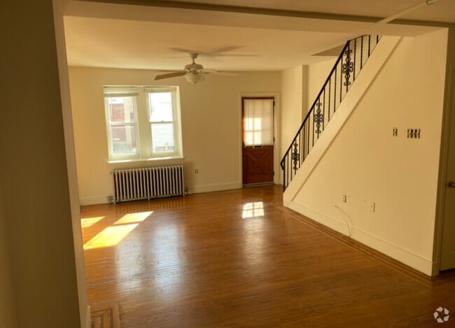 Main Street Manayunk Apartments for Rent with Extra Storage ...