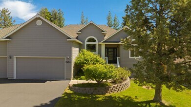 Hillside Park Short Term Apartments for Rent - Bend, OR - Updated Today ...