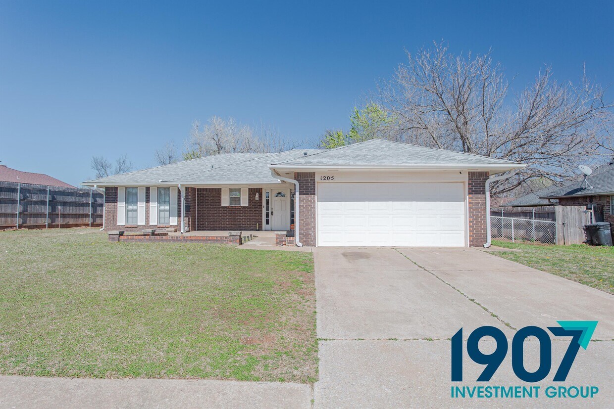 1205 Woodbine Terrace, Moore, OK 73160 - House Rental in Moore, OK | Apartments.com