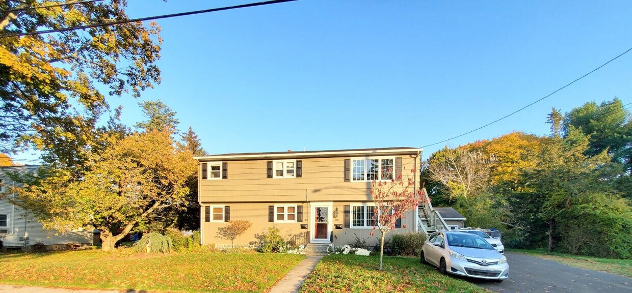 25 Clark Ave, East Haven, CT 06512 - Room for Rent in East Haven, CT ...