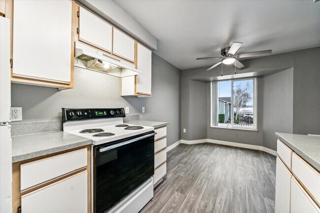 New Apartments for Rent with a Walk-In Closet Near Mehama OR ...