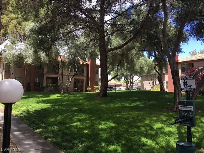 5576 W Rochelle Ave. Unit 22B, Las Vegas, NV 89103 - Condo for Rent in ...