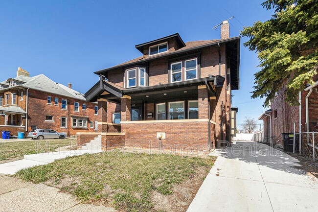 1464 Bewick St, Detroit, MI 48214 - House Rental in Detroit, MI ...