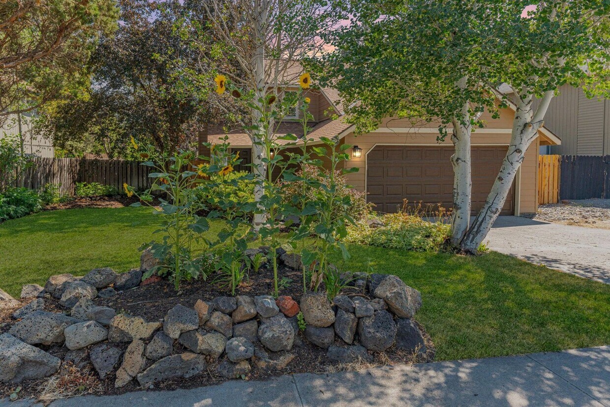 3018 NE Rock Chuck Dr, Bend, OR 97701 - House Rental in Bend, OR | Apartments.com