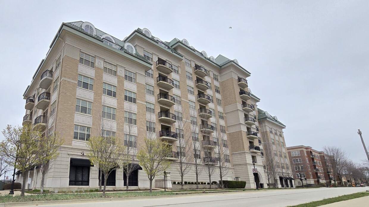 50 N Plum Grove Rd Unit 306E, Palatine, IL 60067 - Condo for Rent in ...