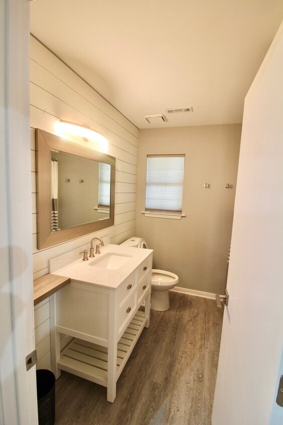 Metro Flats - 4 Oxmore Flint Rd Decatur, AL 35603 | Apartments.com