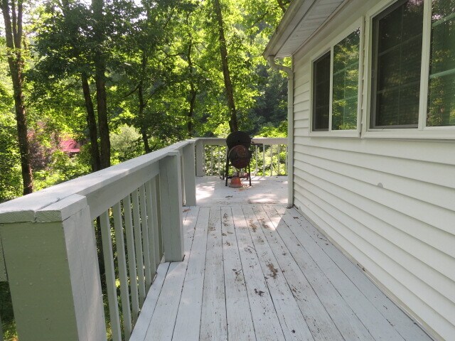 5357 Right Fork Maces Creek Rd, Viper, KY 41774 - House Rental in Viper ...