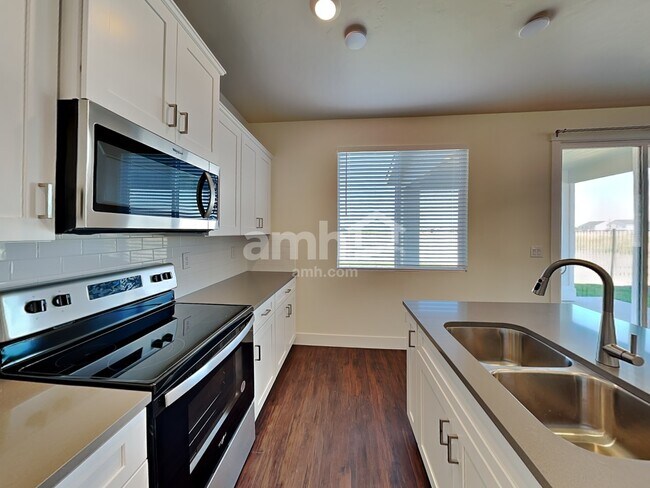 4913 Colossal Star St, North Las Vegas, NV 89031 | Apartments.com