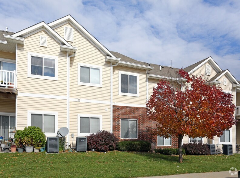 Adam Ridge Condos Rentals - Johnston, IA | Apartments.com