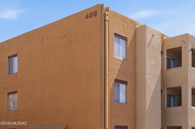 La Cholla Condos for Rent | Apartments.com