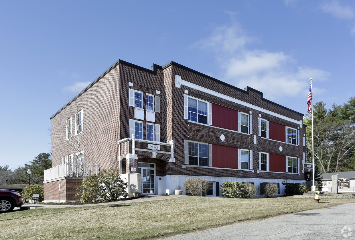 Lincoln School House - 12 King St Springvale, ME 04083 | Apartments.com