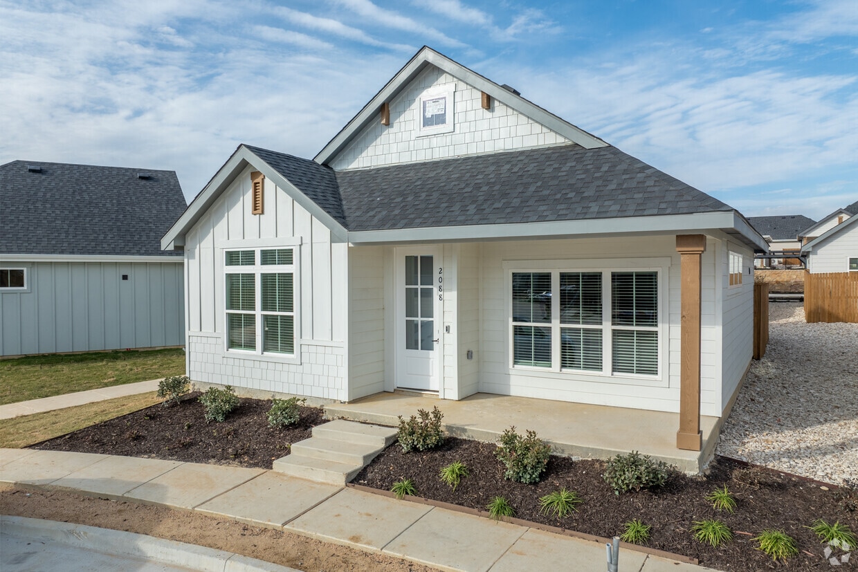 LEO at Bethel Place Single Family Rental Homes Houses for Rent ...