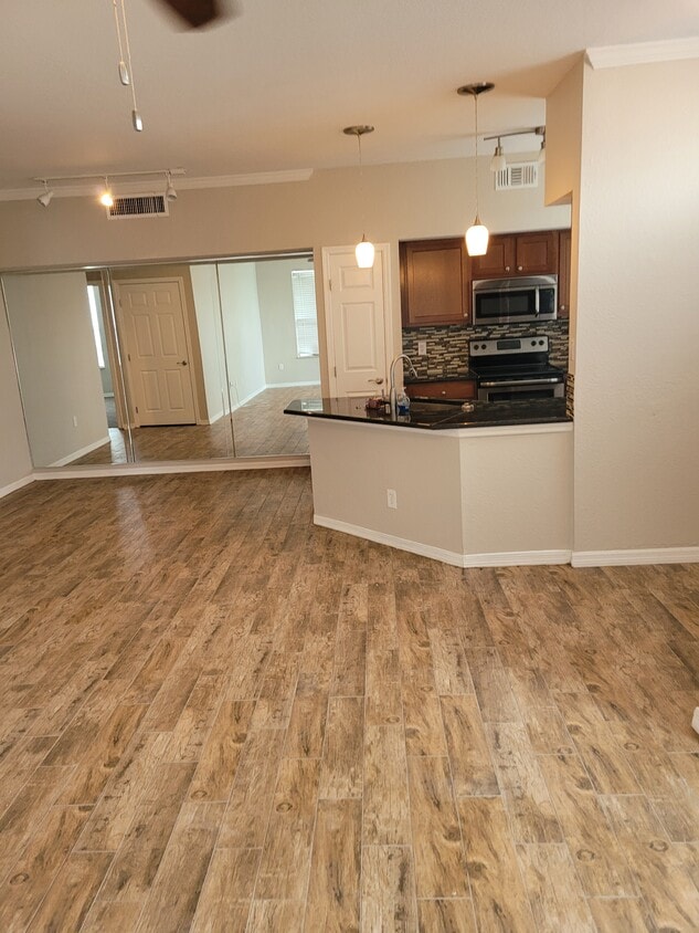9388 Lake Chase Island Way Unit 9388, Tampa, FL 33626 - Condo for Rent ...
