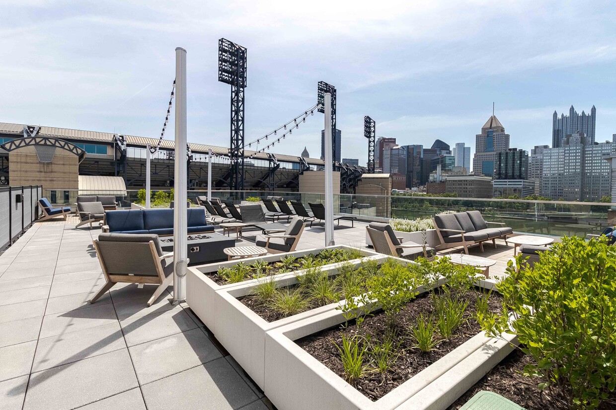 North Shore Flats - 220 N Shore Dr Pittsburgh, PA 15212 | Apartments.com