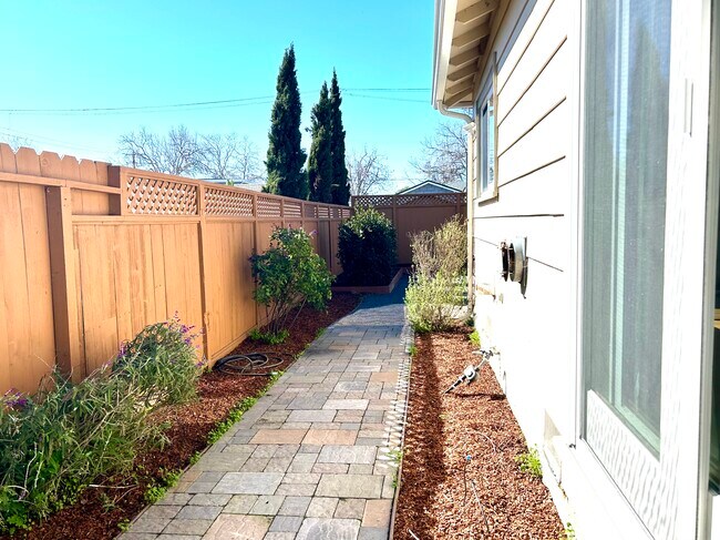 1428 7th St Unit 1428, Berkeley, CA 94710 - Apartments in Berkeley, CA ...