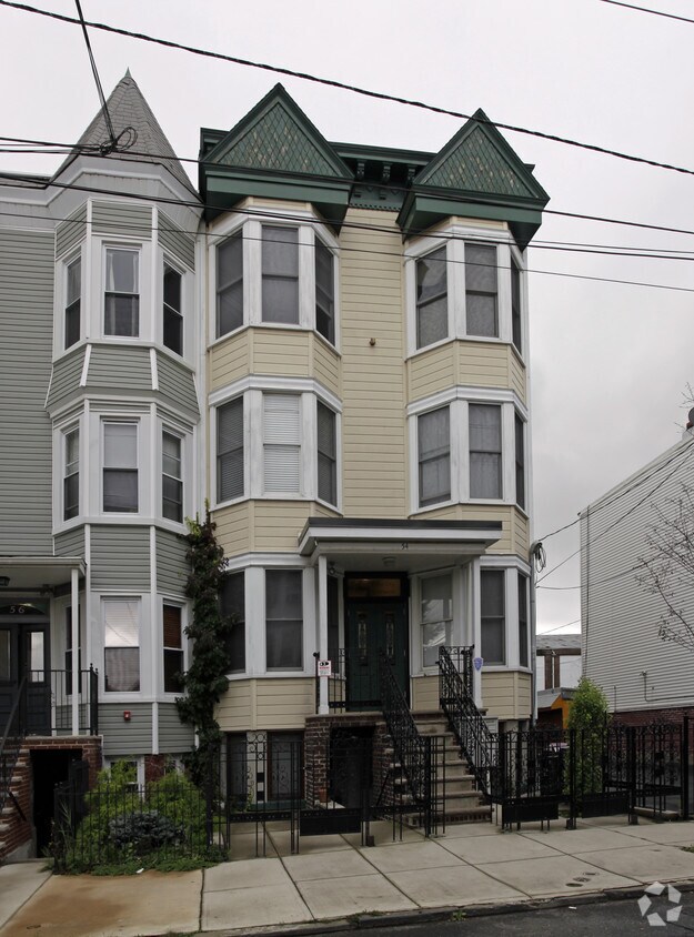 Liberty City View Apartments - 54 Monitor St Jersey City, NJ 07304 ...