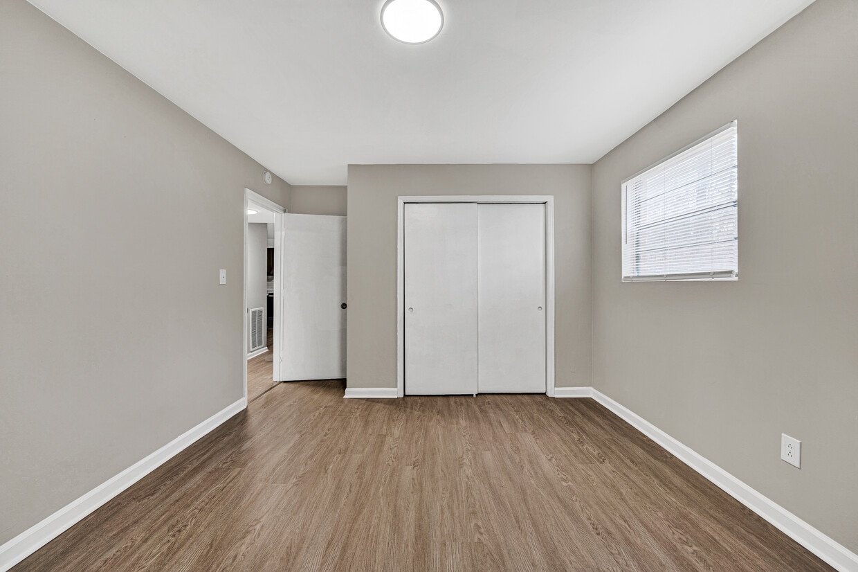 Flats at Glade Creek - 220 8th St Vinton, VA 24179 | Apartments.com